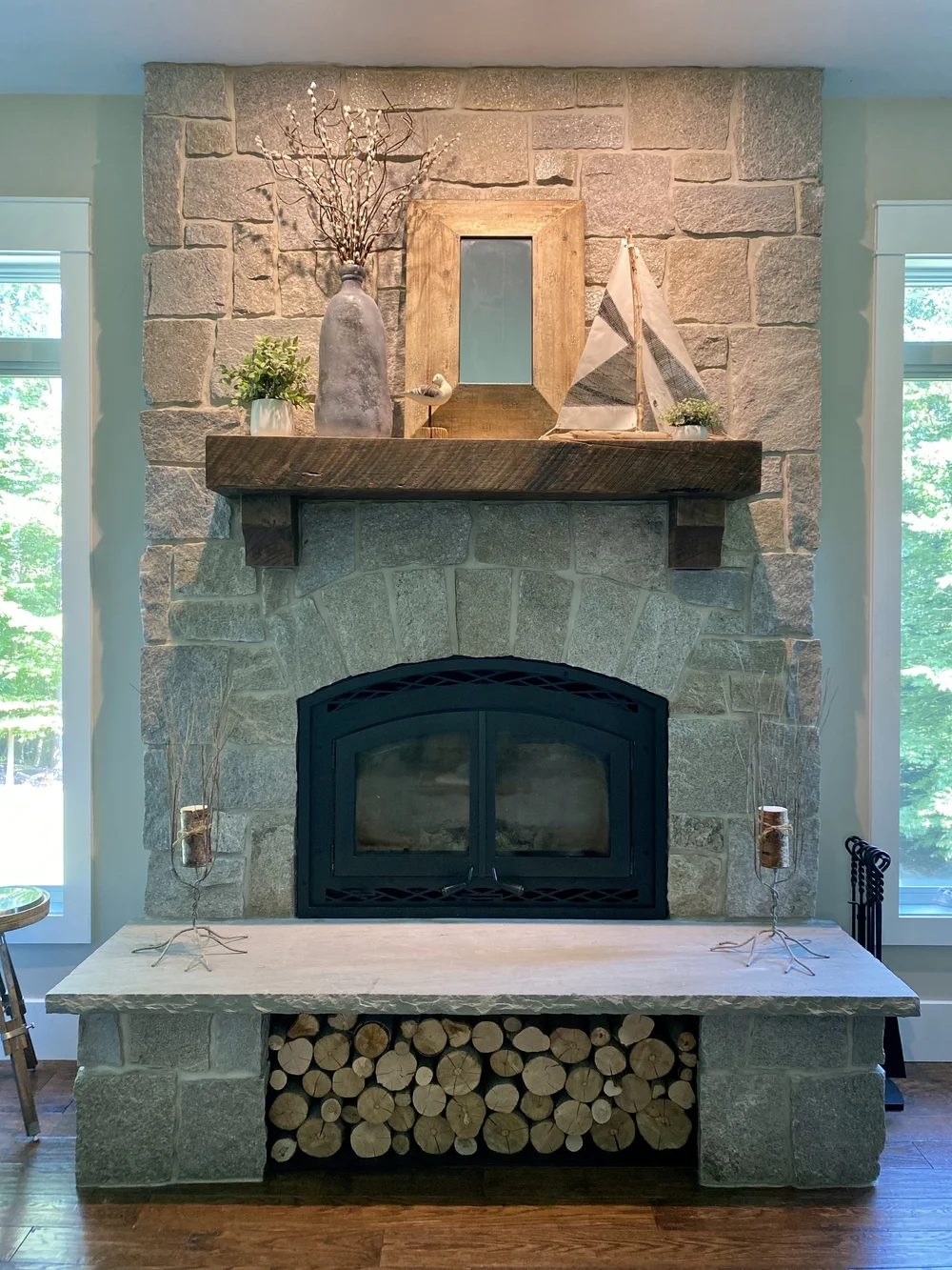 INLAND HOMES — Divina Lourdes Interior Design