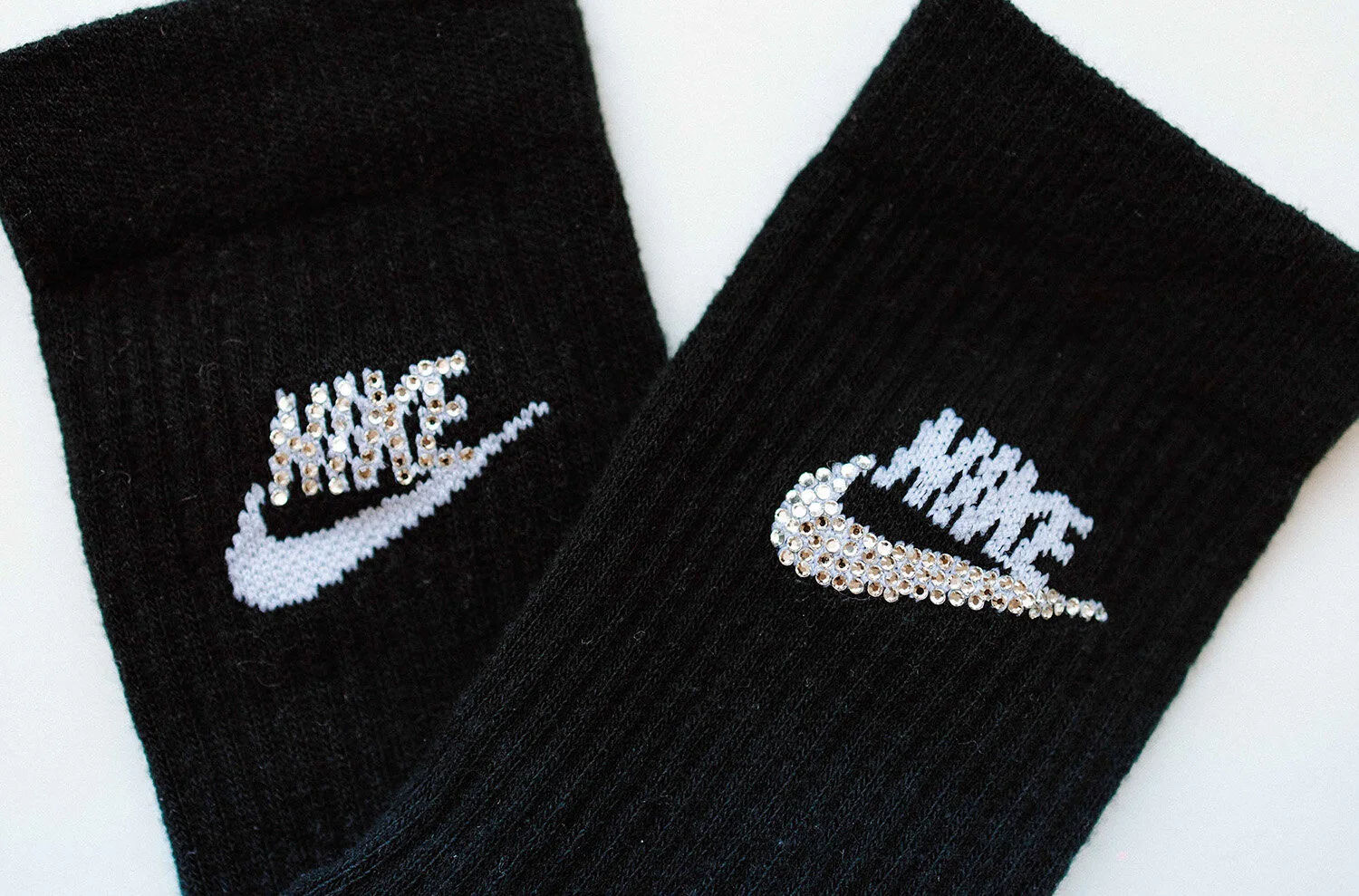 Customize your Nike Crew Socks in 3 ways! — deconstrut