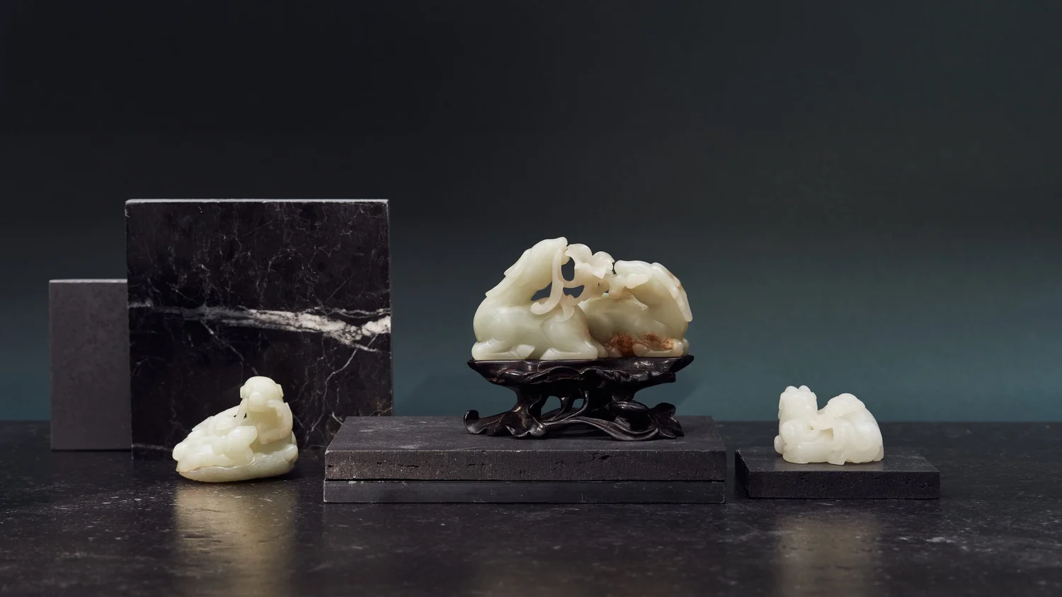 The Eva and Aubrey Sweet Collection Part I Chinese Jades and Snuff ...