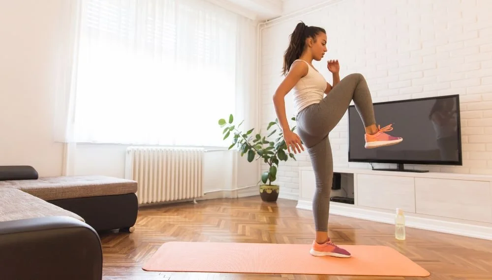 Our 12 Minute At Home Workout (Plus 5 Tips For Exercising At Home ...