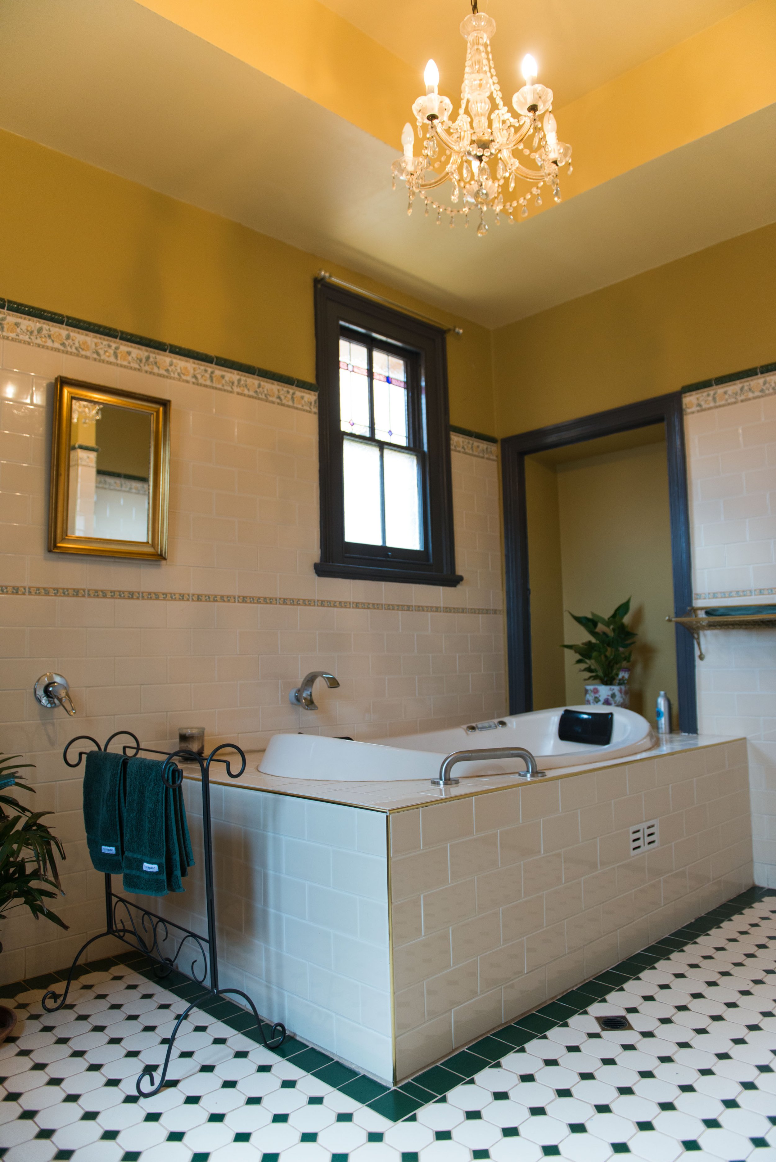 Suites — Oldham House