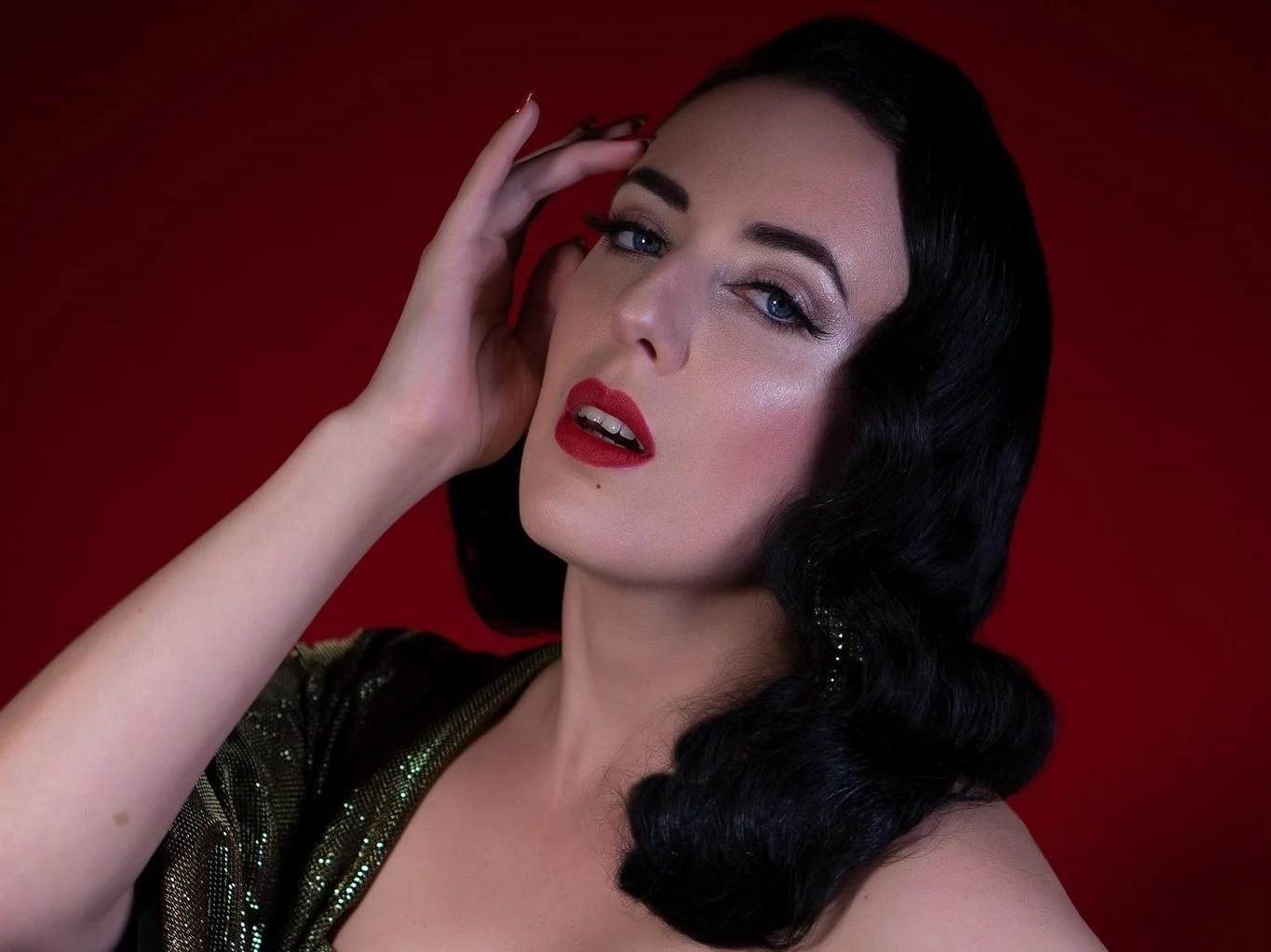 Showcase Classes at Maison Burlesque — Maison Burlesque