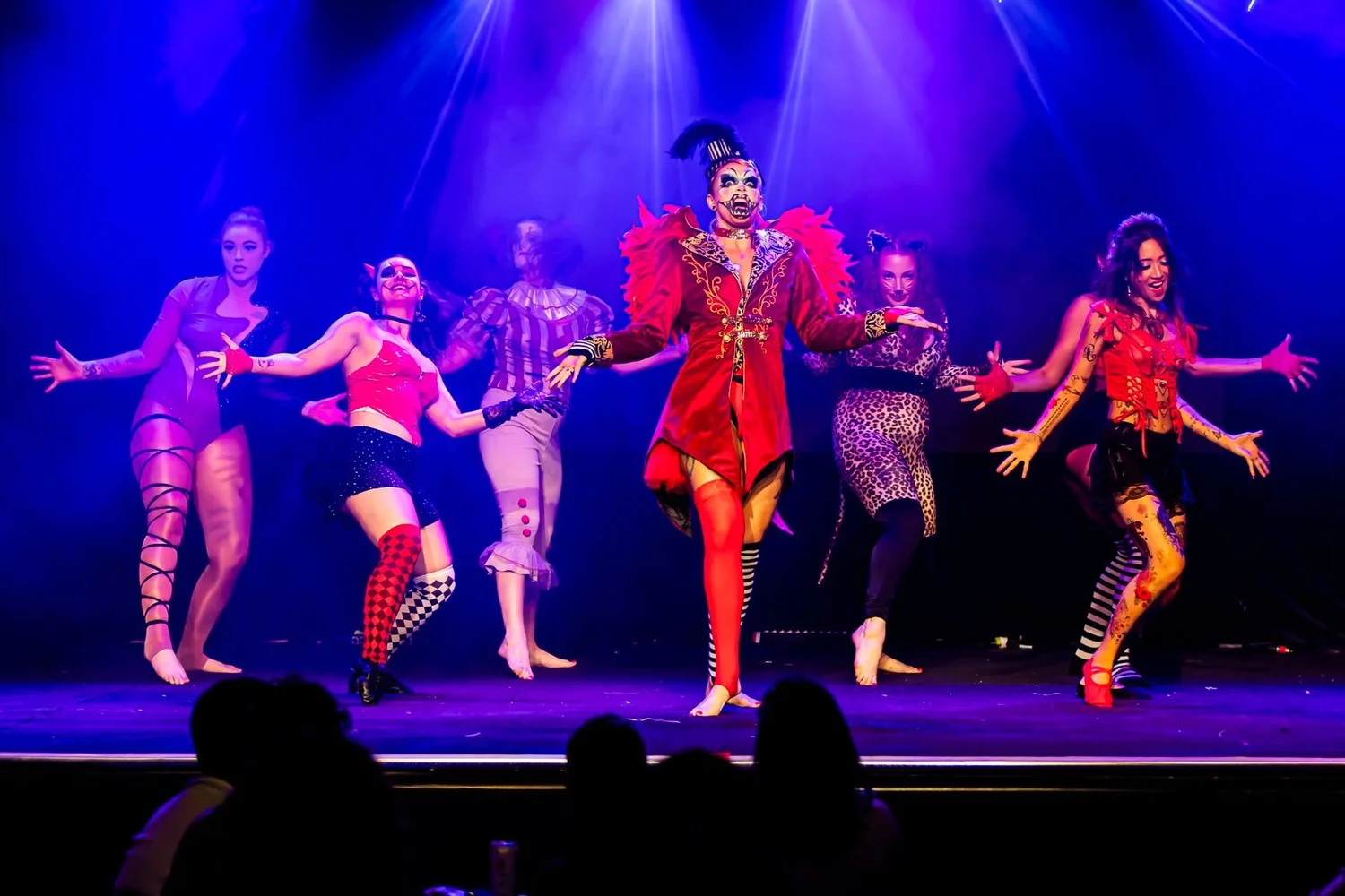 Showcase Courses at Maison Burlesque — Maison Burlesque