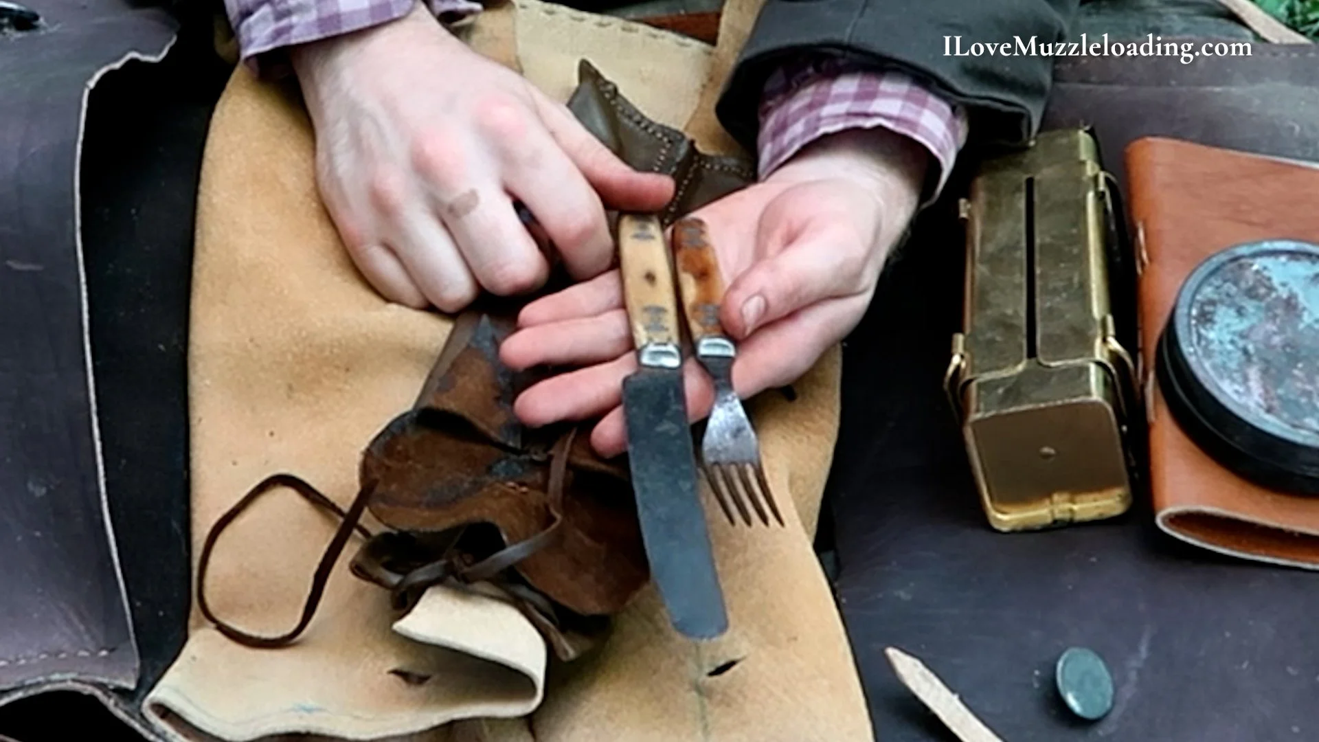 My 18th Century 'Trekking' Kit | BEGINNER Gear — I Love Muzzleloading