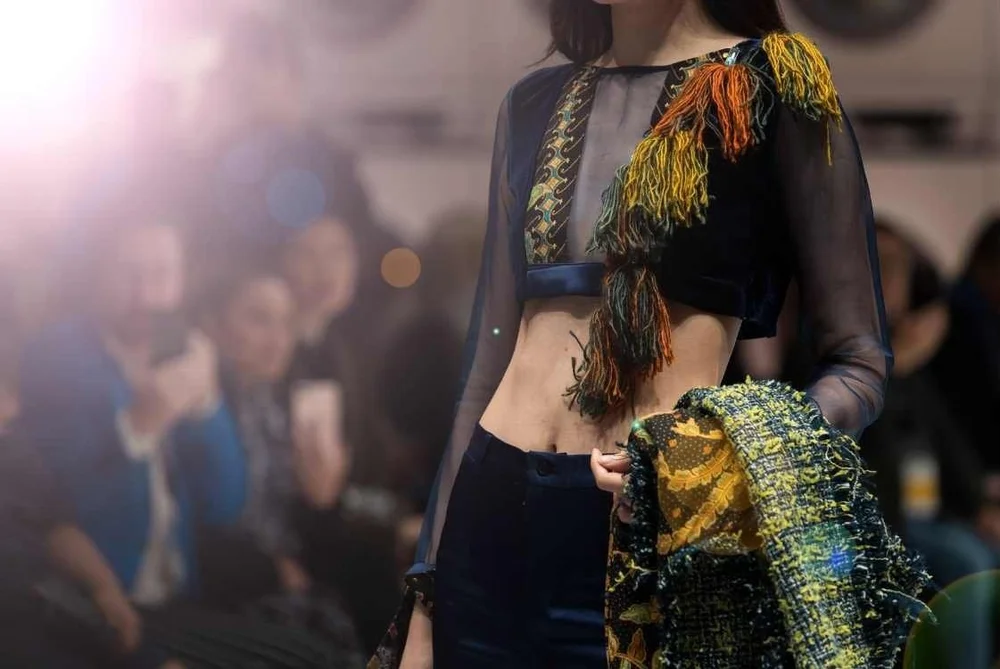 Navigating the Runway: Essential Posing Tips for Aspiring Models ...