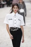 Navigating the Runway: Essential Posing Tips for Aspiring Models ...