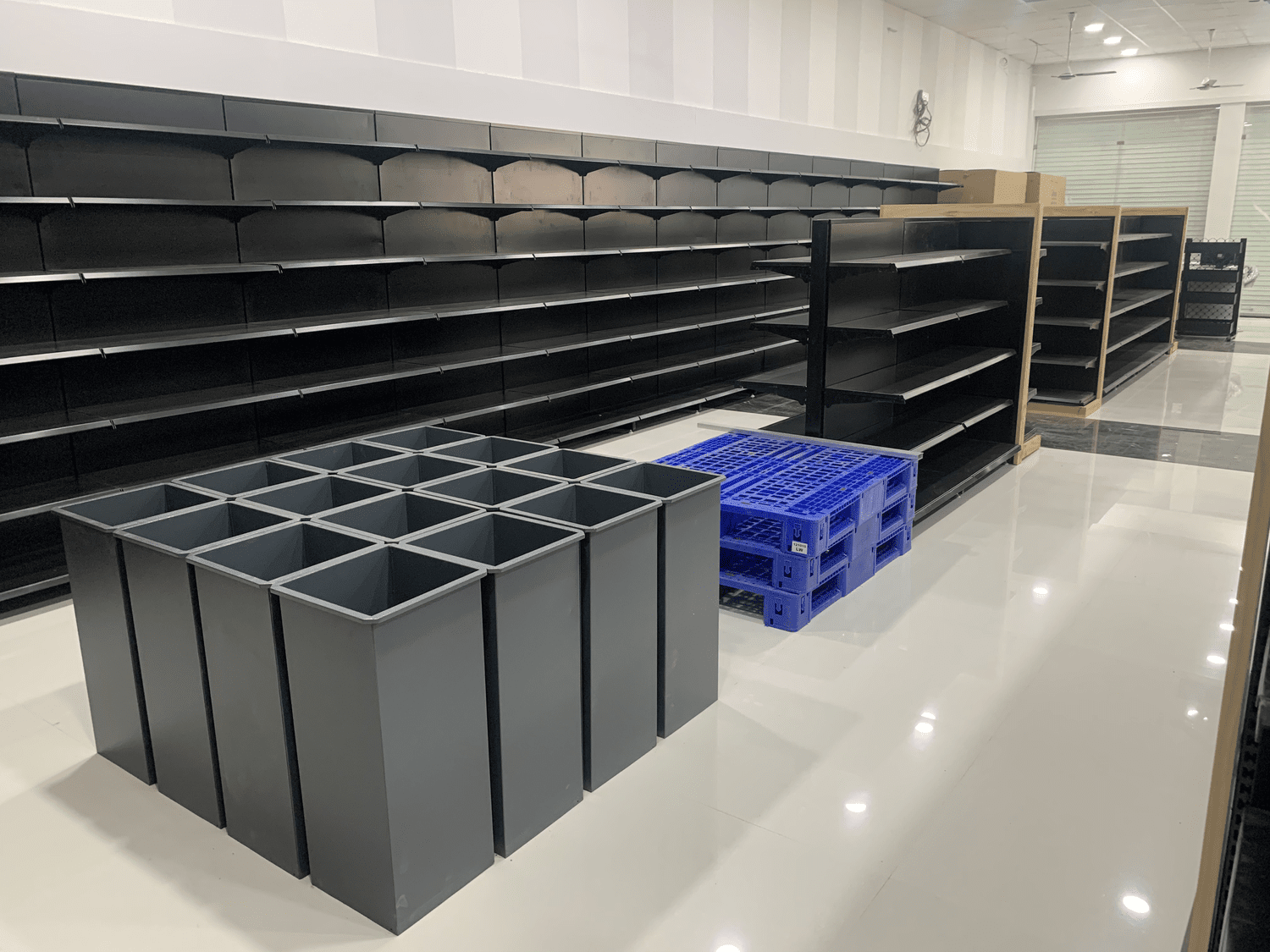 NEXUS SUPERMARKET RACKS