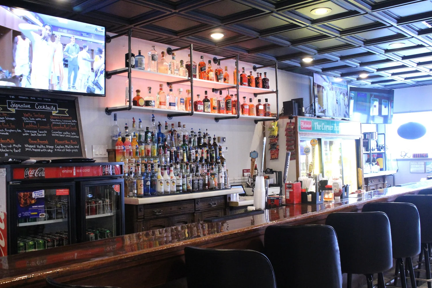 The Corner Bar & Grillz | Corry, Pennsylvania
