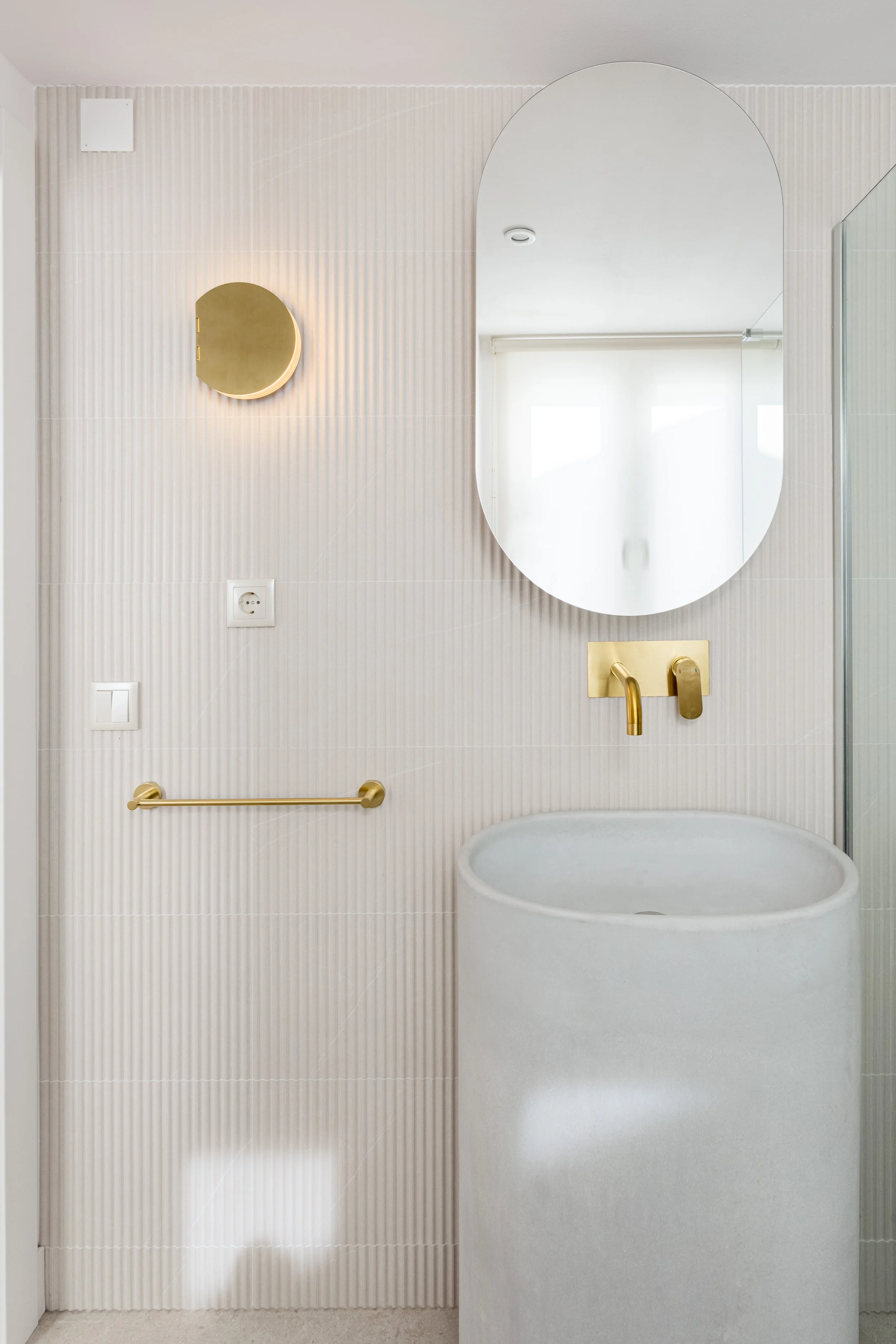 RUA DA BOAVISTA 152 — STUDIO BISSON.