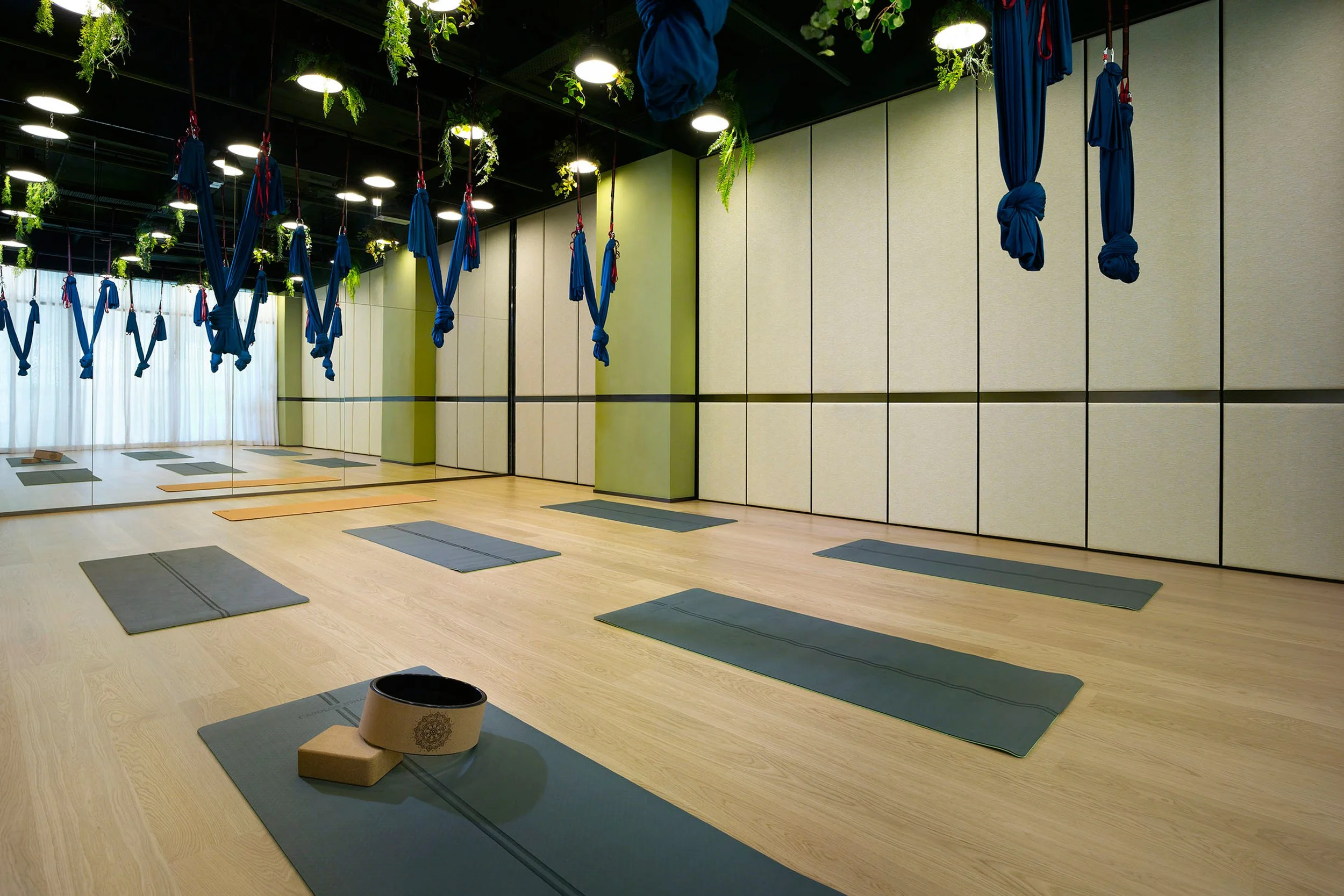 Yoga Studio Design Guide: Create a Calm, Natural and Inspiring Practice ...