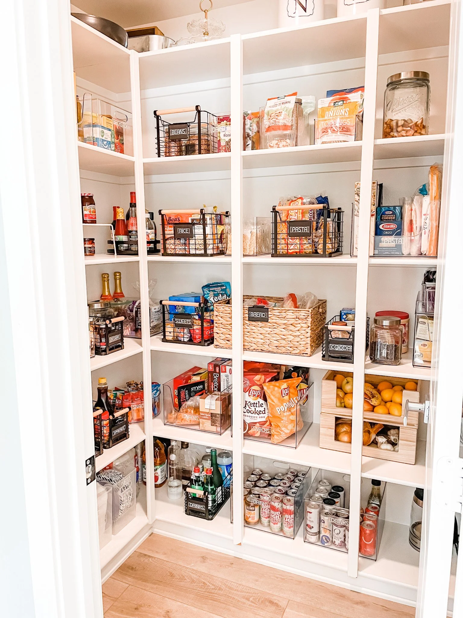 Uncluttered by Design