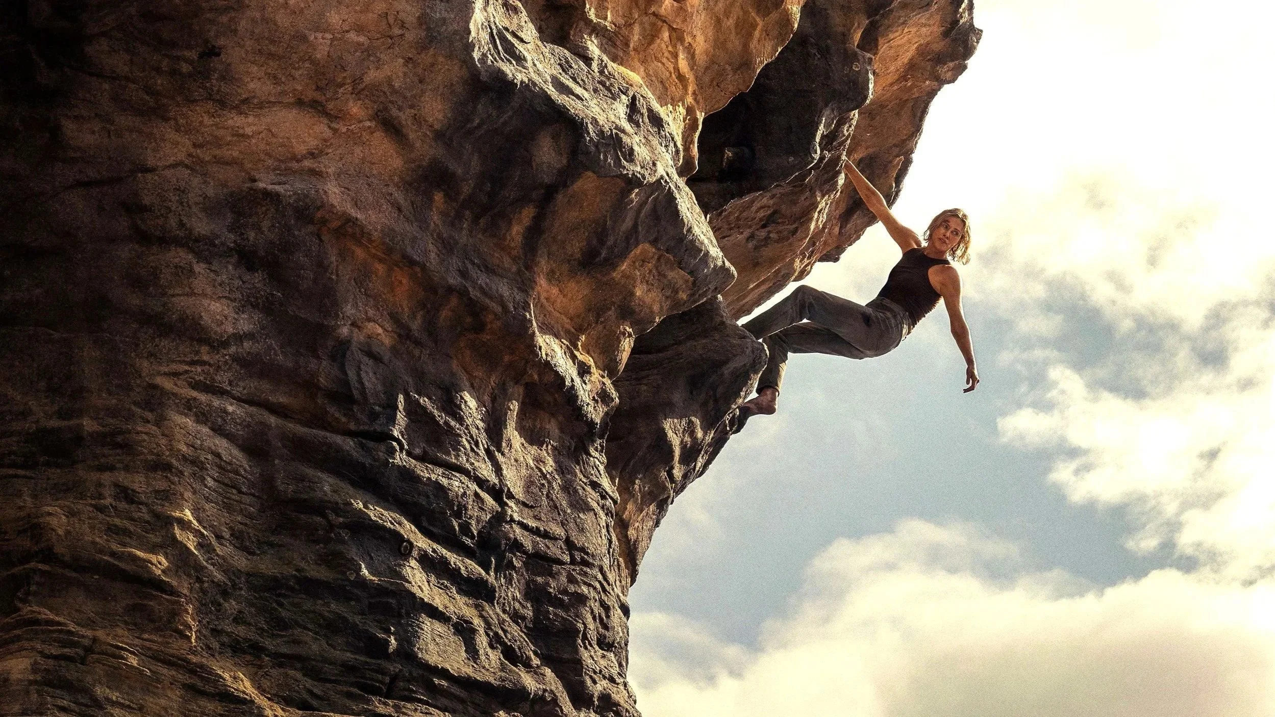 Apex — FILM REVIEW