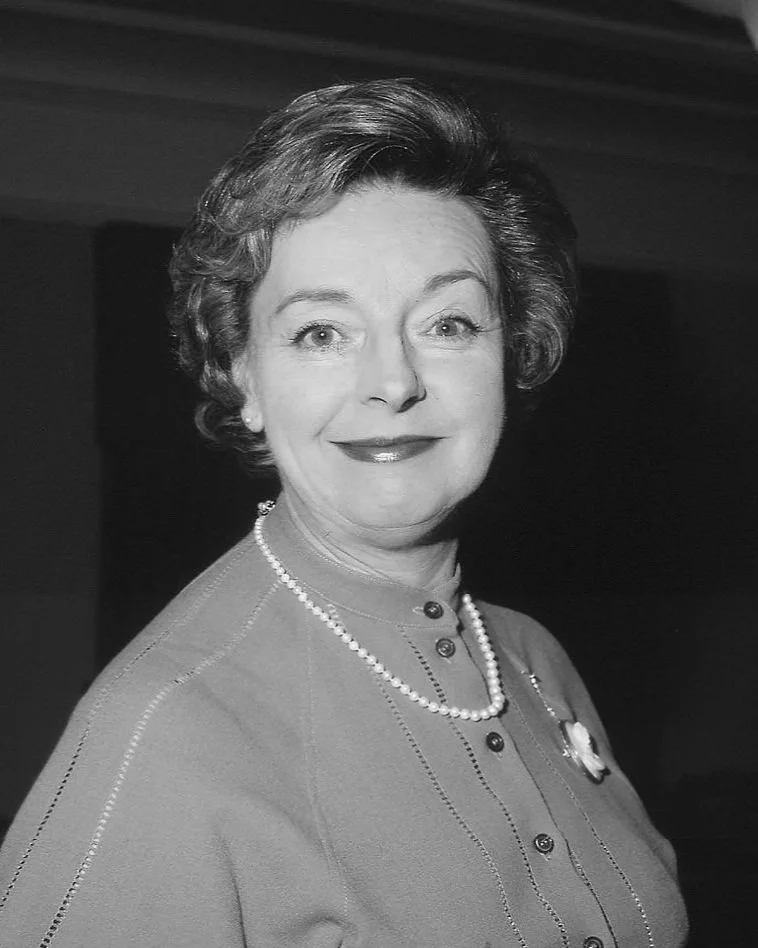 BARBARA LEIGH-HUNT — FILM REVIEW