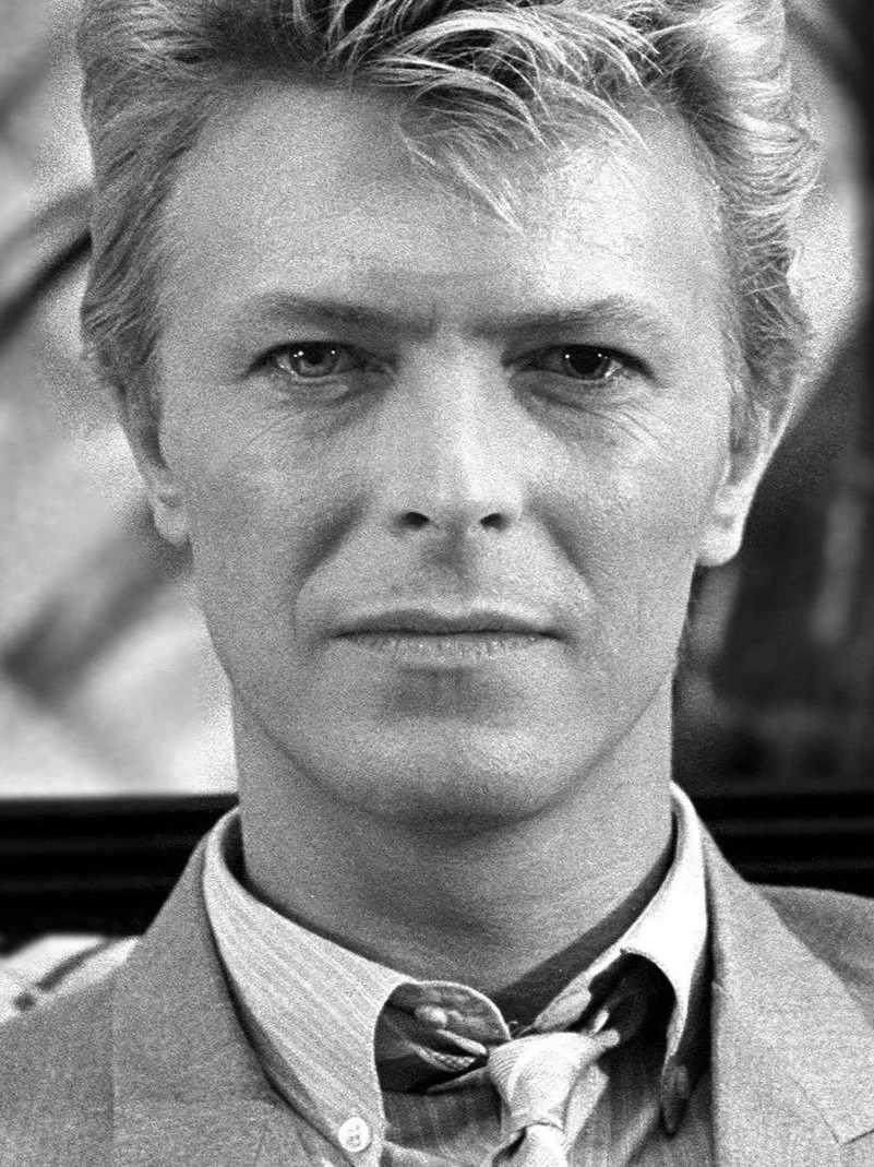 DAVID BOWIE — FILM REVIEW