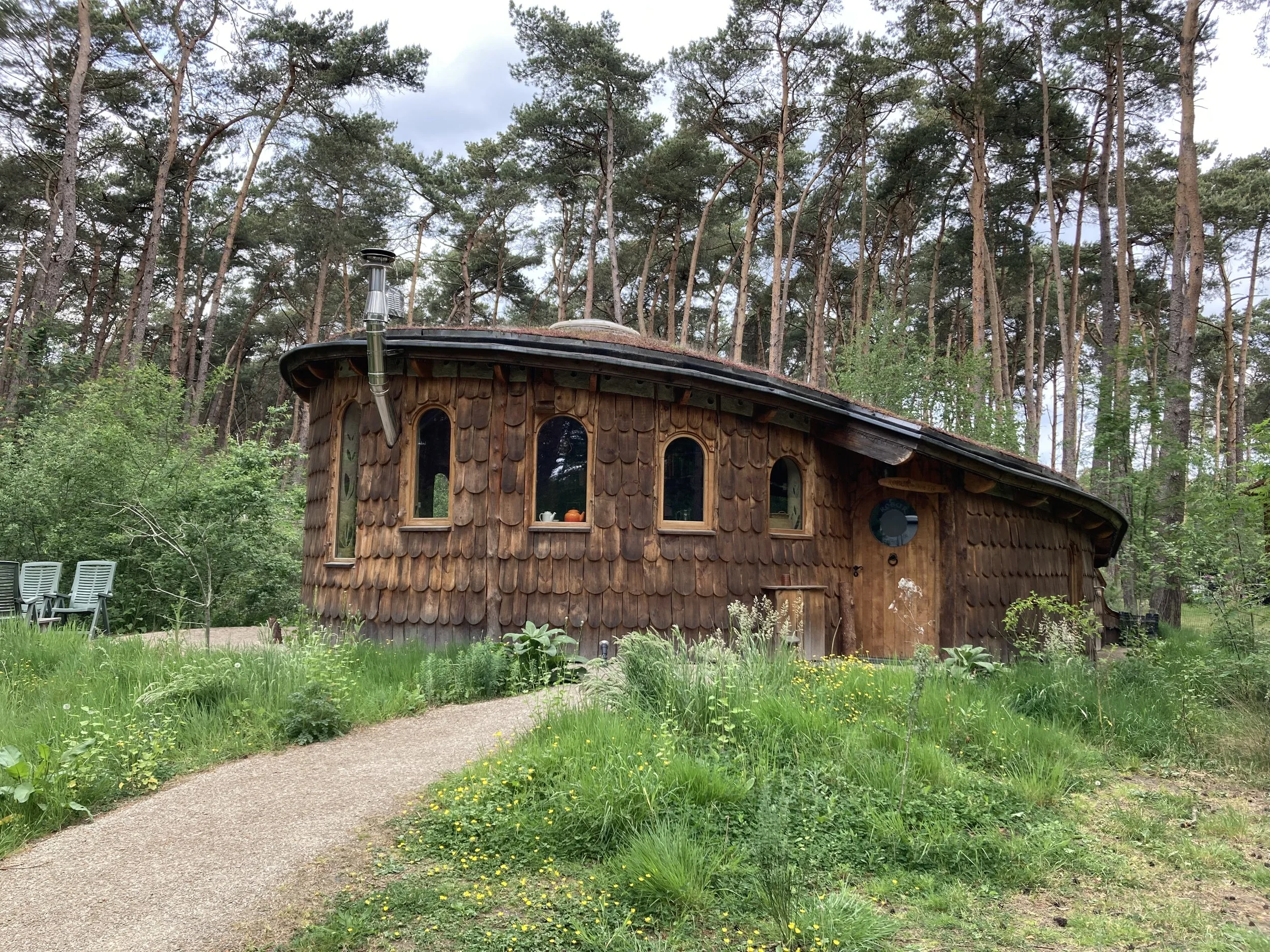 Vicarious Travels: A Hemp Hobbit House in the Woods — HempBuild Magazine