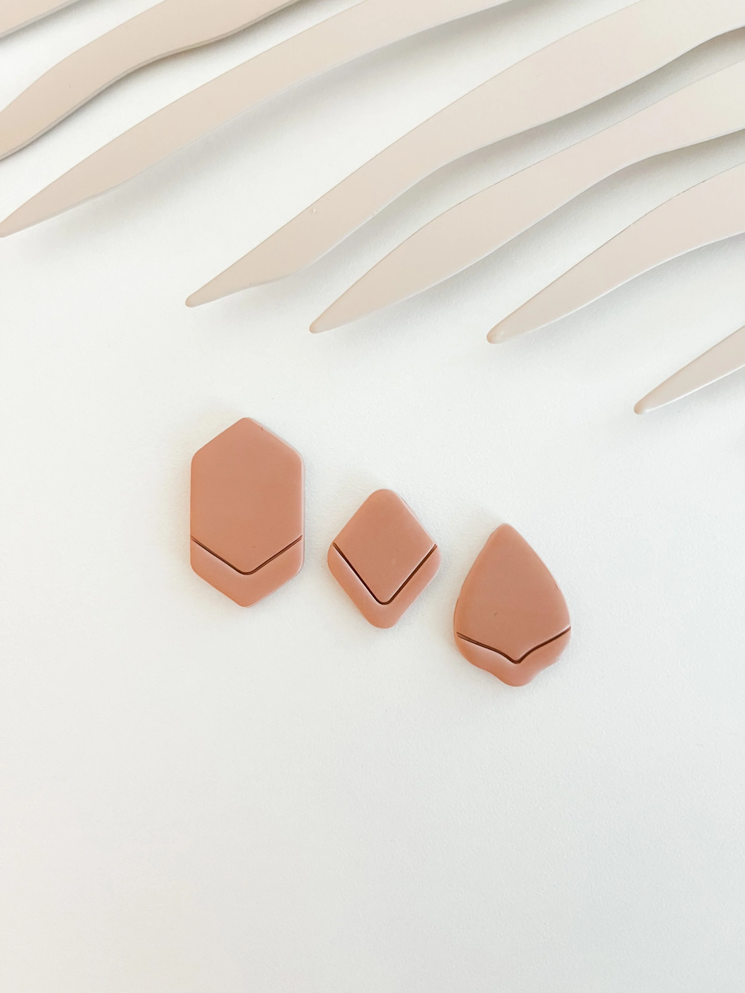 Fawn Outline — Polymer Clay Cutters - Creative Well Co