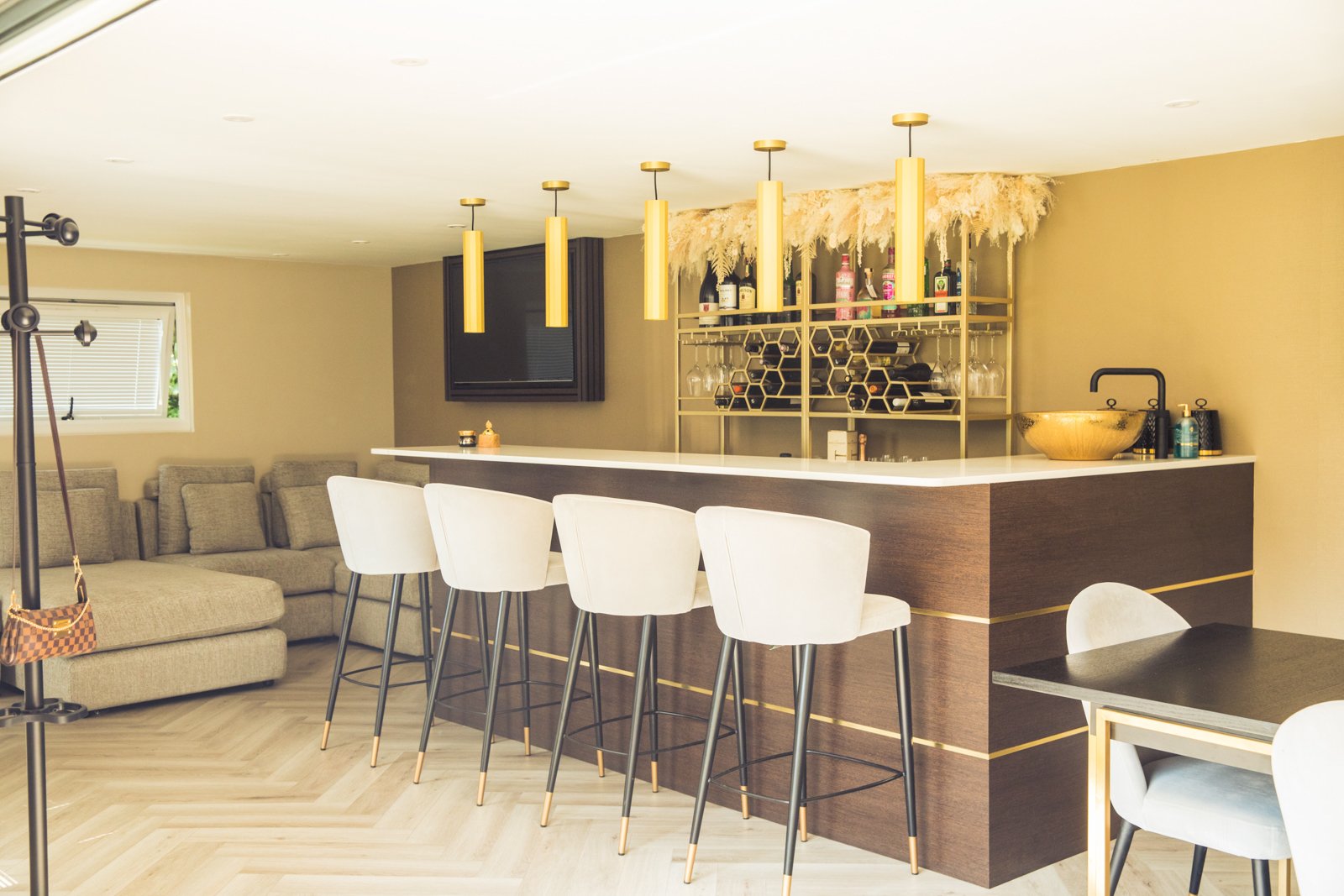 Garden Bars — Baltic Bespoke Garden Rooms