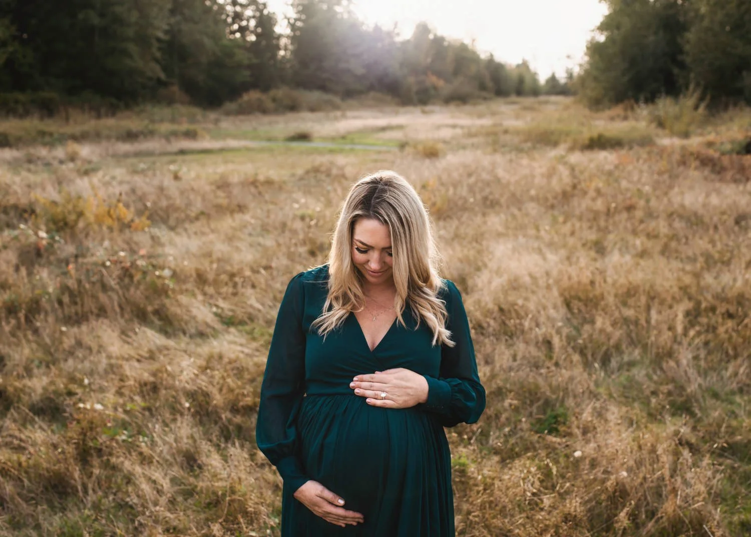 Meadow Maternity Sessions — Kim Forrester Photography | Newborn, Baby ...