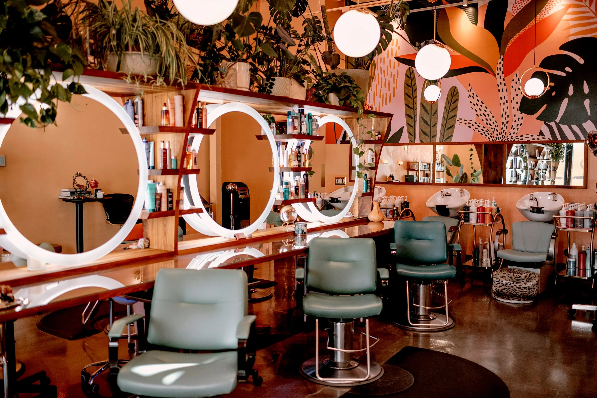 Sister B's Boutique Salon
