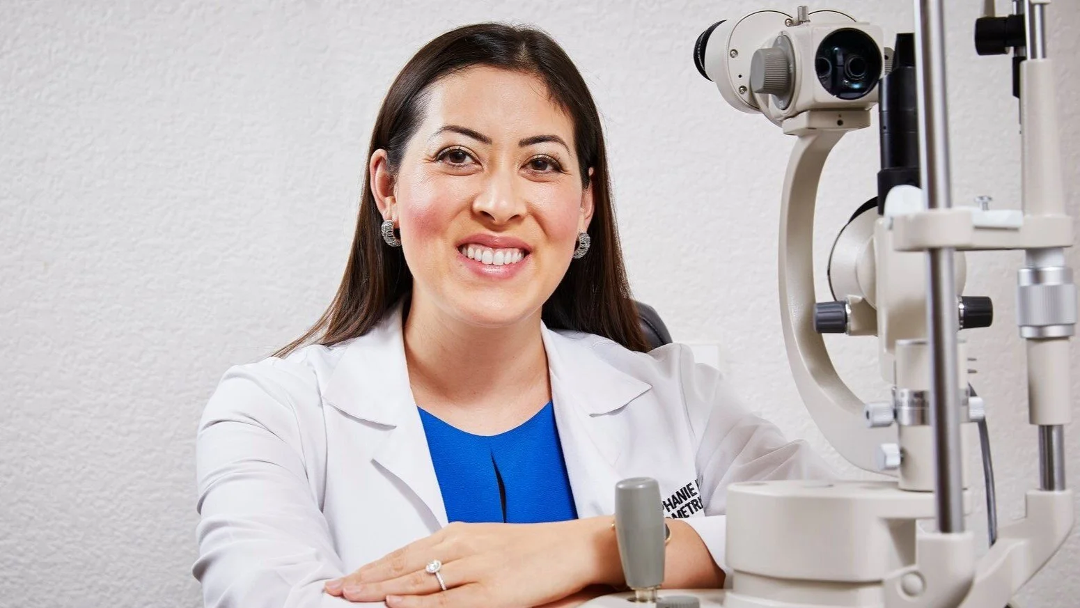 About Dr Stephanie Woo | Woo University