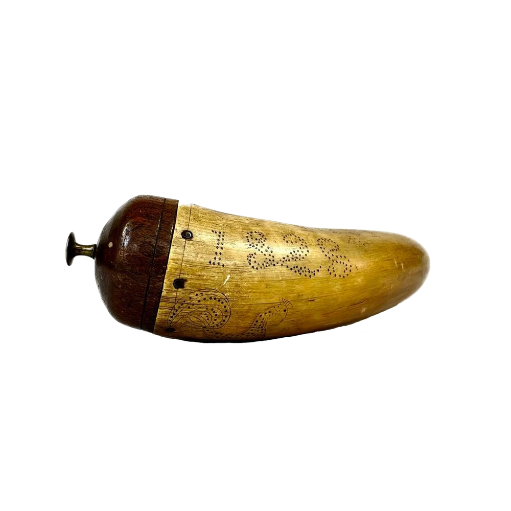 Priest Family Powder Horn | Kentucky History Museum
