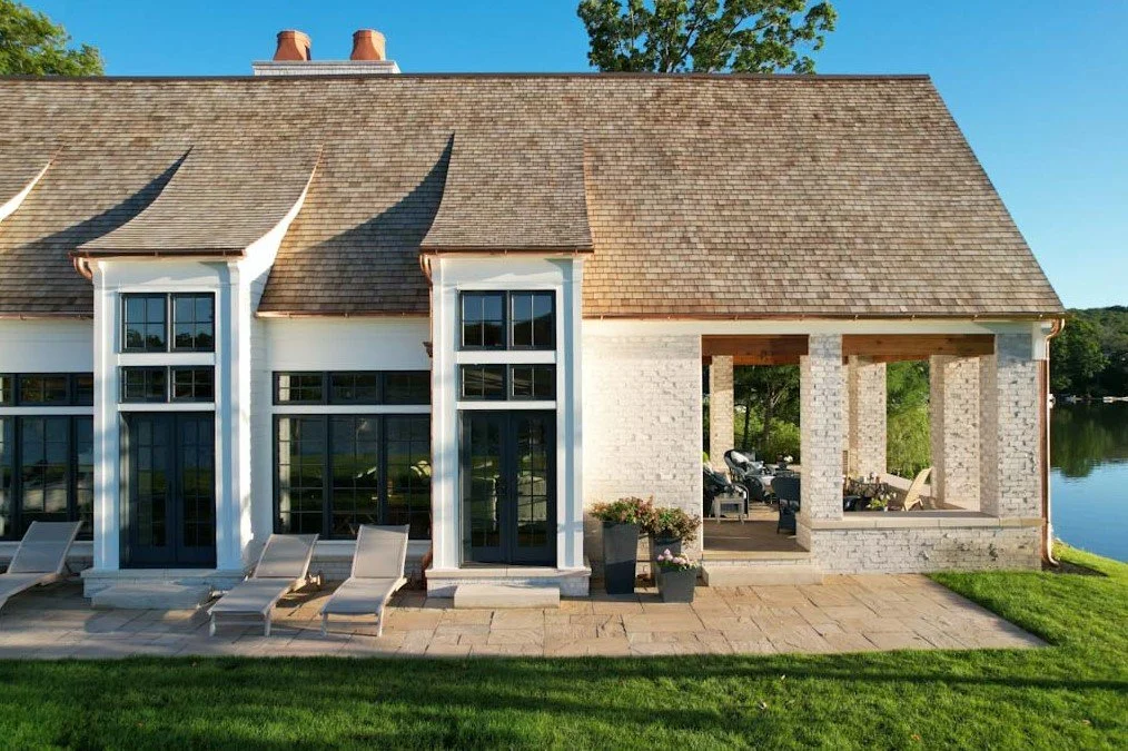 Pizza Hut Residence — Form Function Studio