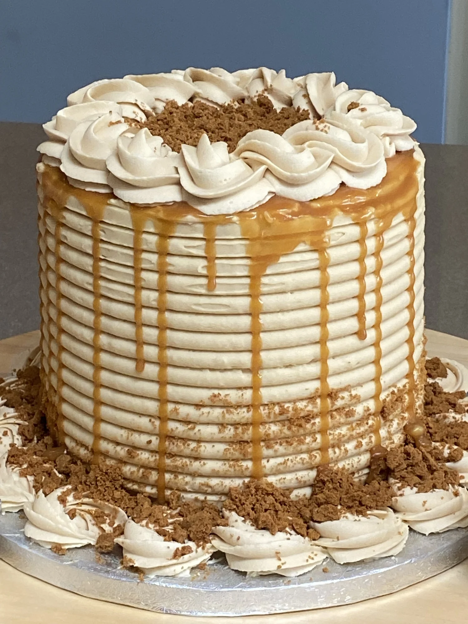 Helen's Cakes, Enjoy