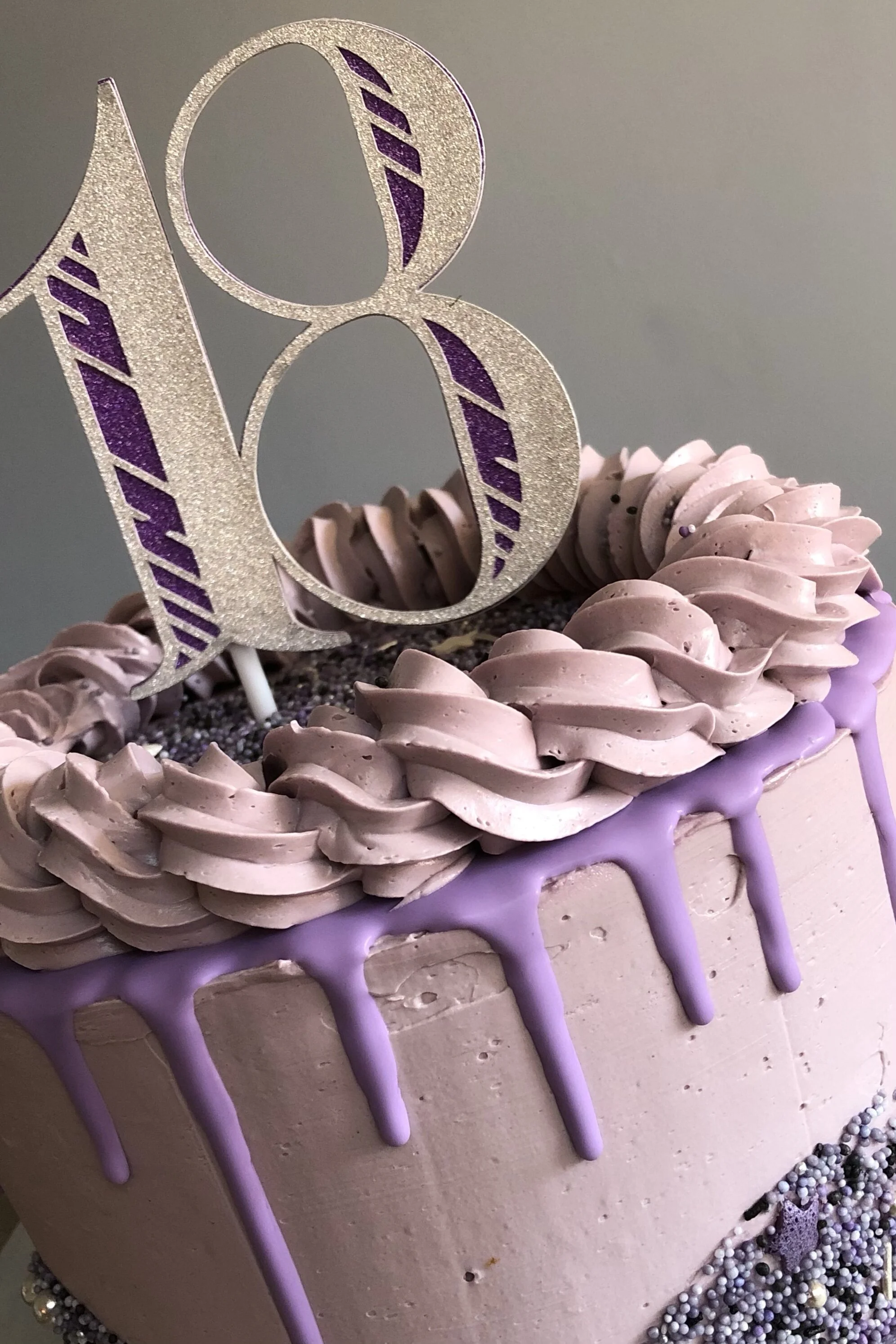 Helen's Cakes, Enjoy