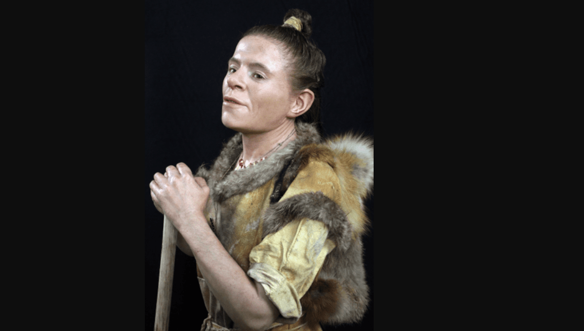 Beautiful detailed depictions of prehistoric people