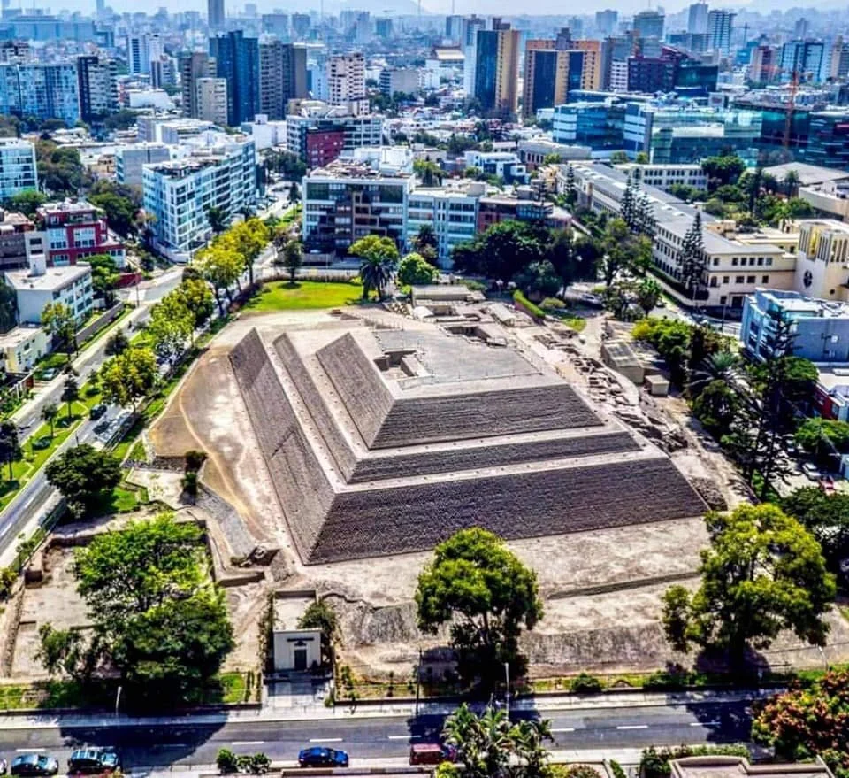 'Huaca Huallamarca': A Beautiful Restored Adobe Pyramid in Lima, Peru