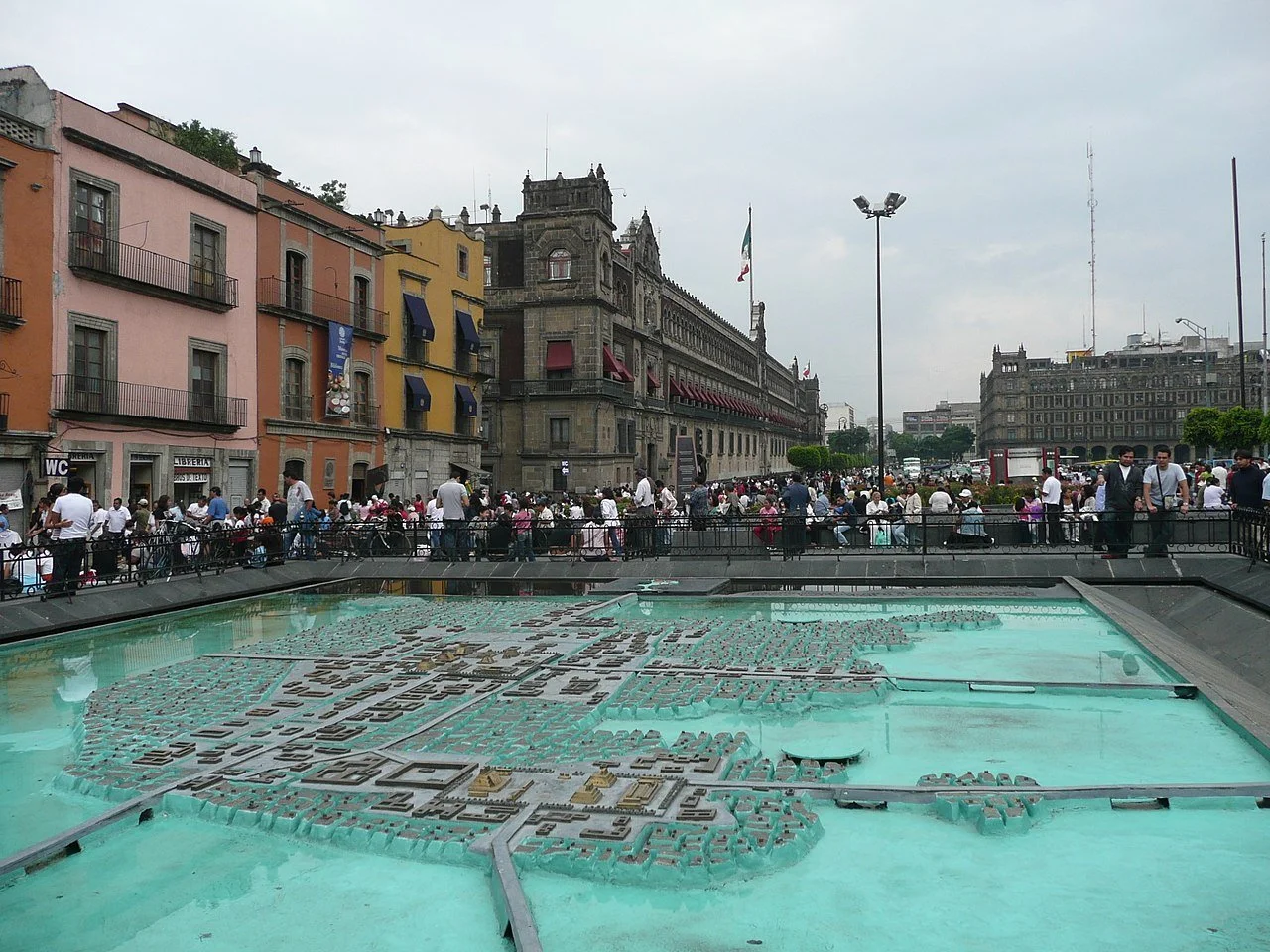 The First European Map of Tenochtitlan, 1524: Bridging Two Worlds