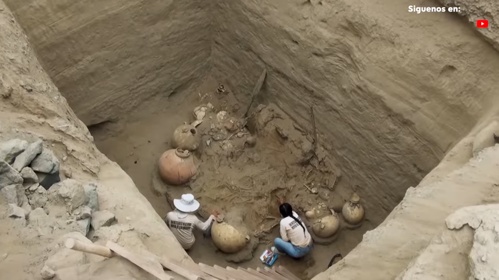 A 1,000-year-old sea lord's tomb discovered in Peru with unique artifact