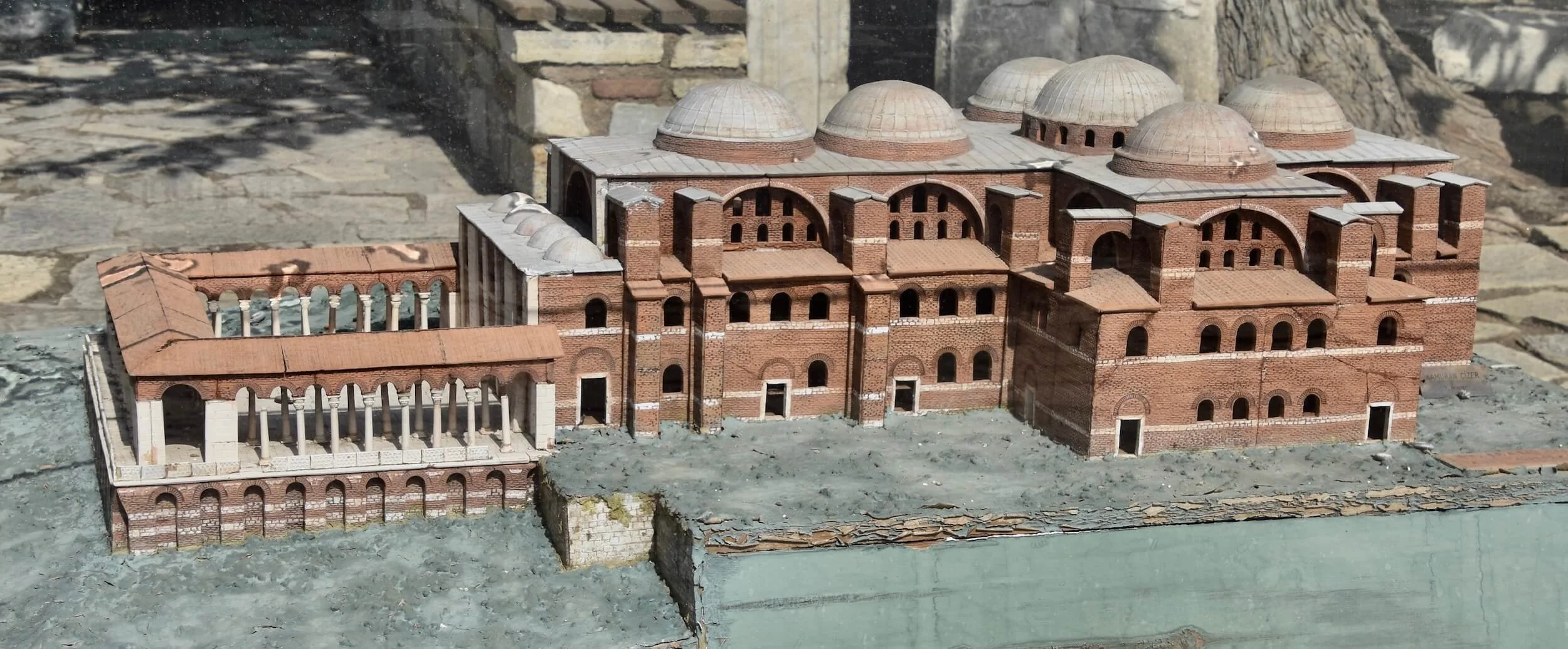 The Influence of Roman Architecture on Islamic Architectural Heritage