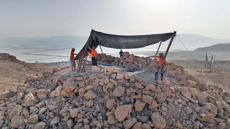 2,200-Year-Old Unknown Pyramid Discovered in Judean Desert: Greek ...