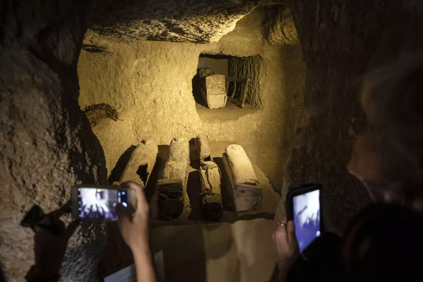 New Discovery Near Tutankhamun's Tomb Challenges What We Know About ...