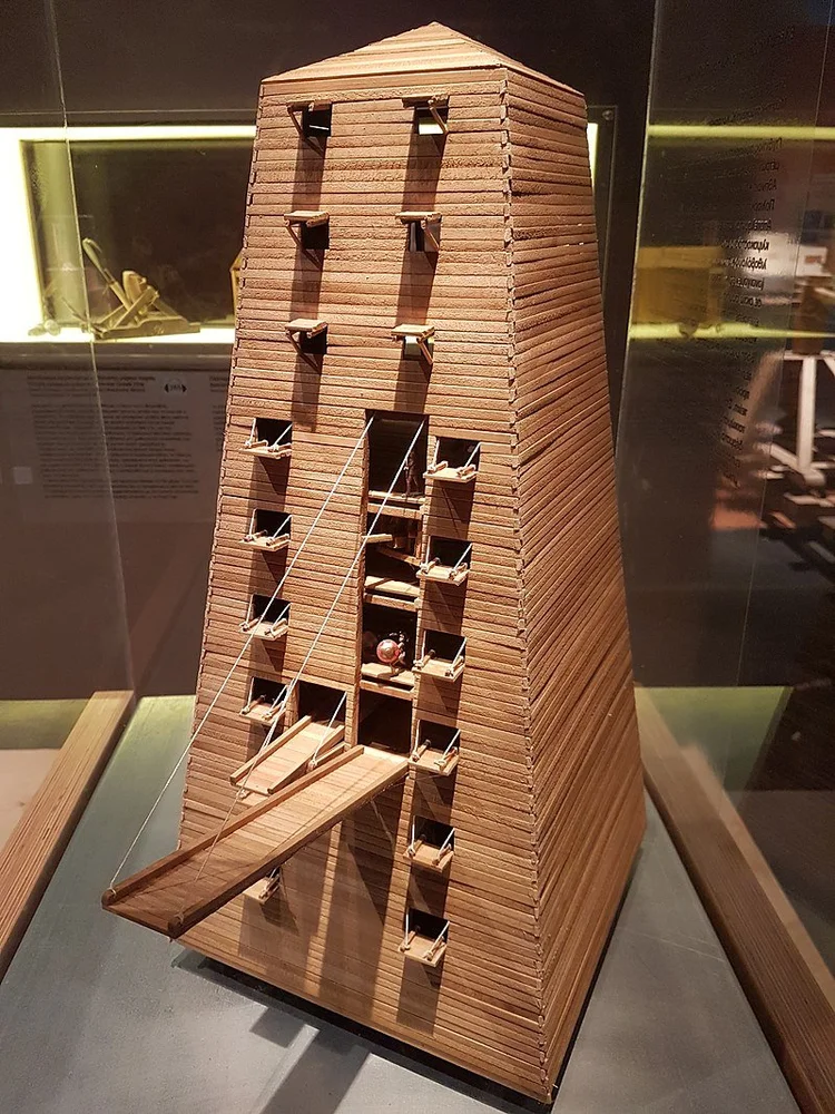 Helepolis Siege Engine: The Colossus Builder's Remarkable Tale