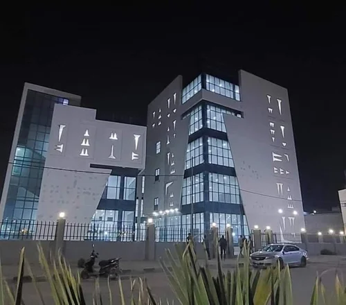 9 Examples of Architectural Symbolism: Honoring the Past in Modern ...