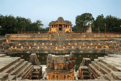 The First Sun Temples Built by Early Humanity