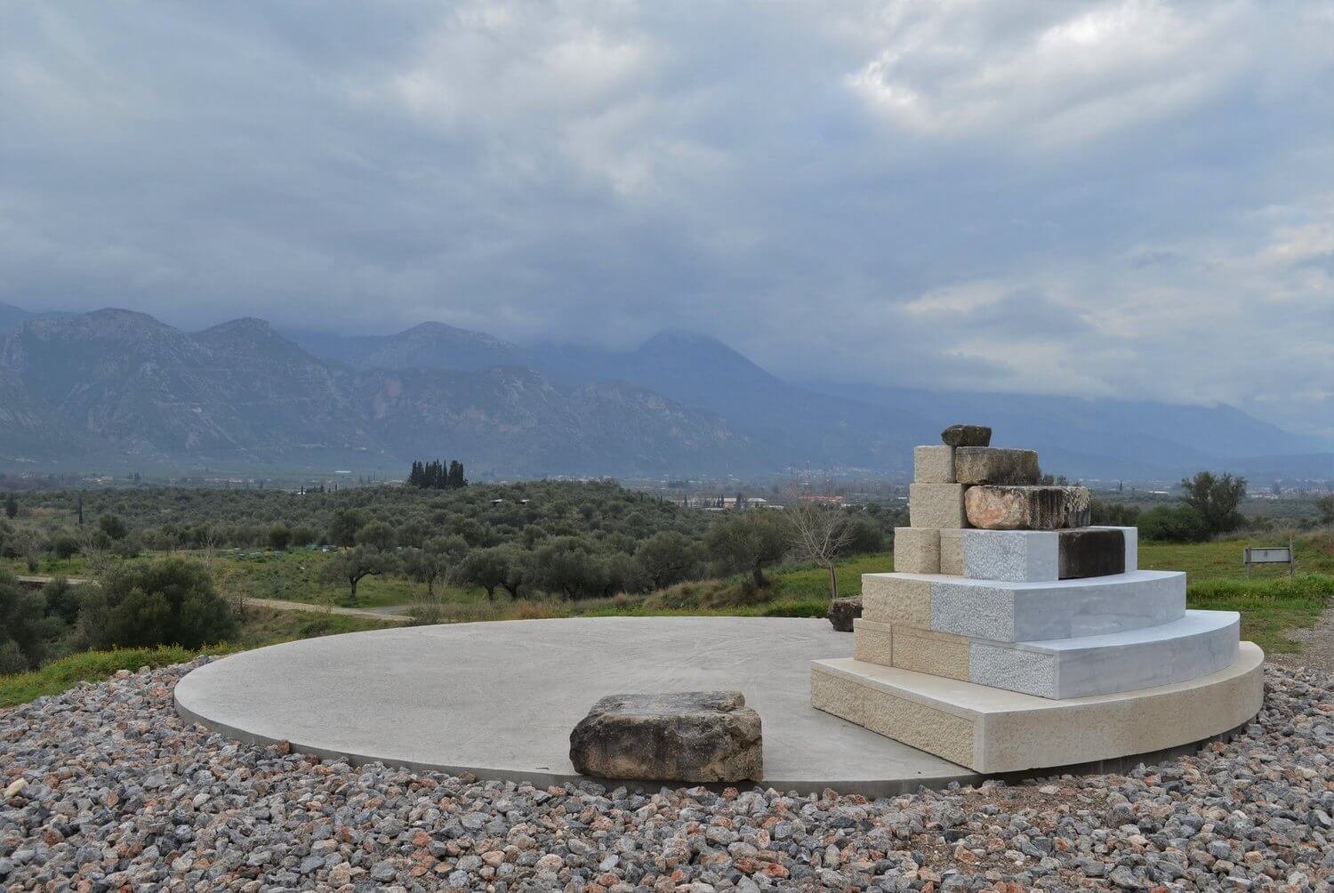 The Sanctuary of Amyklaios Apollo and the Colossal Throne of the Greek God