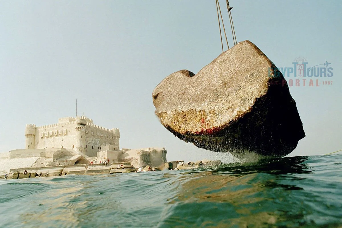 世界七大奇蹟之一的埃及亞歷山大燈塔 22 塊巨石終於出水了 After Centuries Underwater, 22 Stones ...
