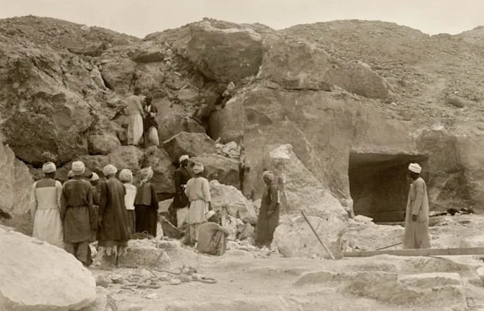 Archaeologists were alarmed by a sinful mummy’s head discovered in an ...