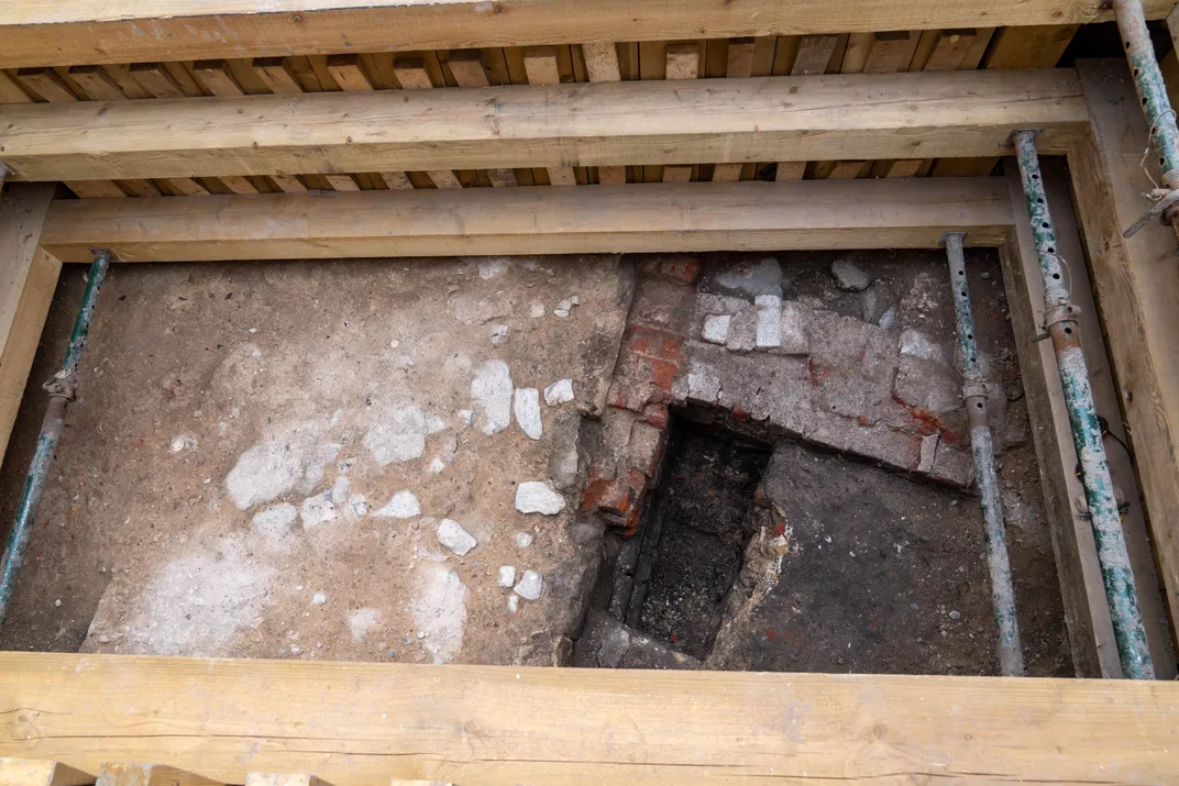 Archaeologists Digging Beneath Britain’s Houses of Parliament Discover ...