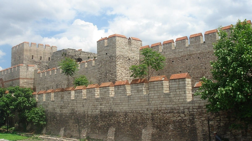 The Walls of Constantinople: The Engineering That Withstood a Thousand ...