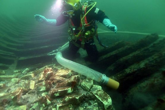 Massive Medieval Cog Ship Discovered off Denmark: The ‘Emma Maersk’ of ...