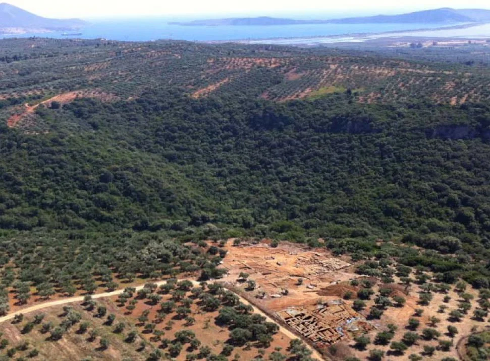 Iklaina's Clay Fragment: This is the Oldest Known Decipherable Text in ...