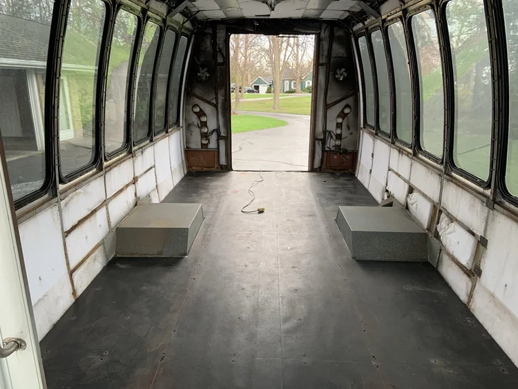 How to Convert A Shuttle Bus into an RV or Campervan - A List of Steps ...