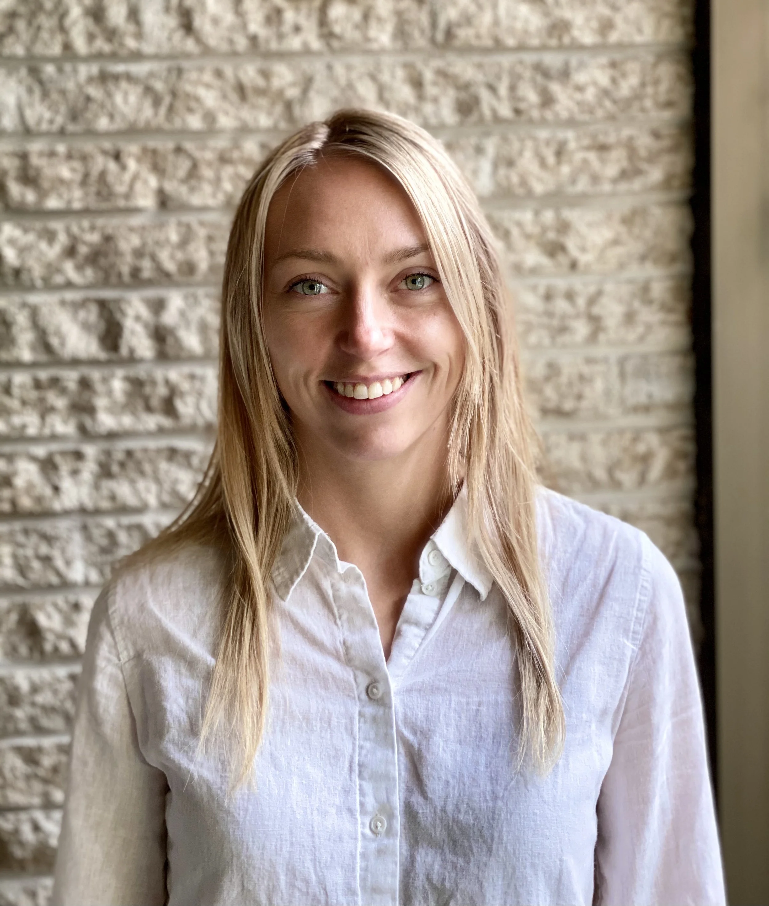 Lisa Raven's Instagram, Twitter & Facebook on IDCrawl