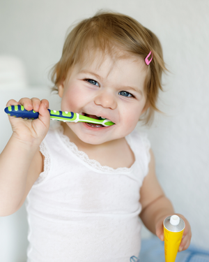 How to Transition Your Baby From Bottle to Cup at 12 Months | Bottle ...