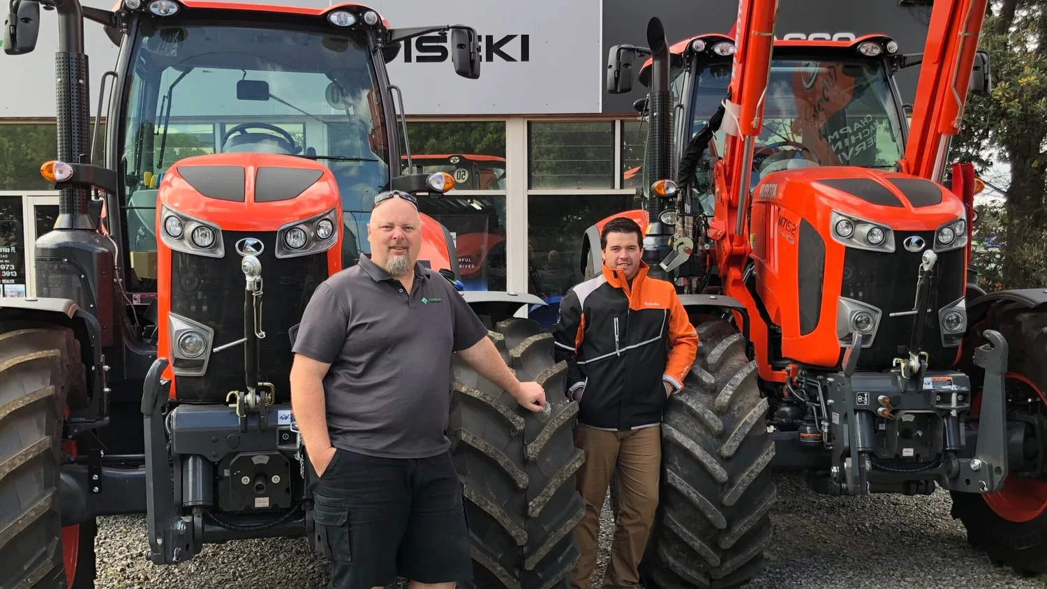 Chapman Machinery Service P/L - FENDT - MASSEY FERGUSON - KUBOTA ...