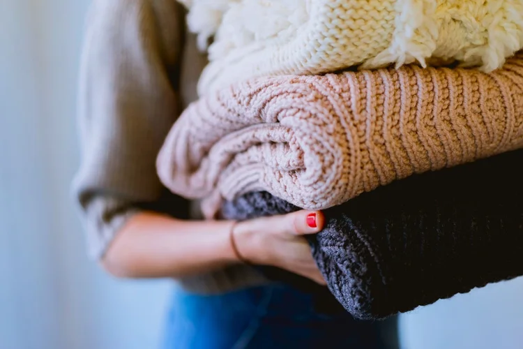Screen-Free Week: 45 Screen Free Activities for Adults — Miss Tea Positive